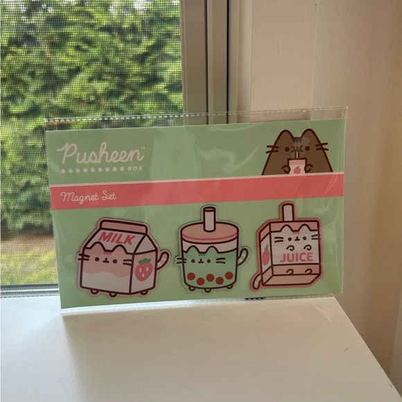 Pusheen | Accents | Nwt Pusheen Box Sips Exclusive Magnet Set ...